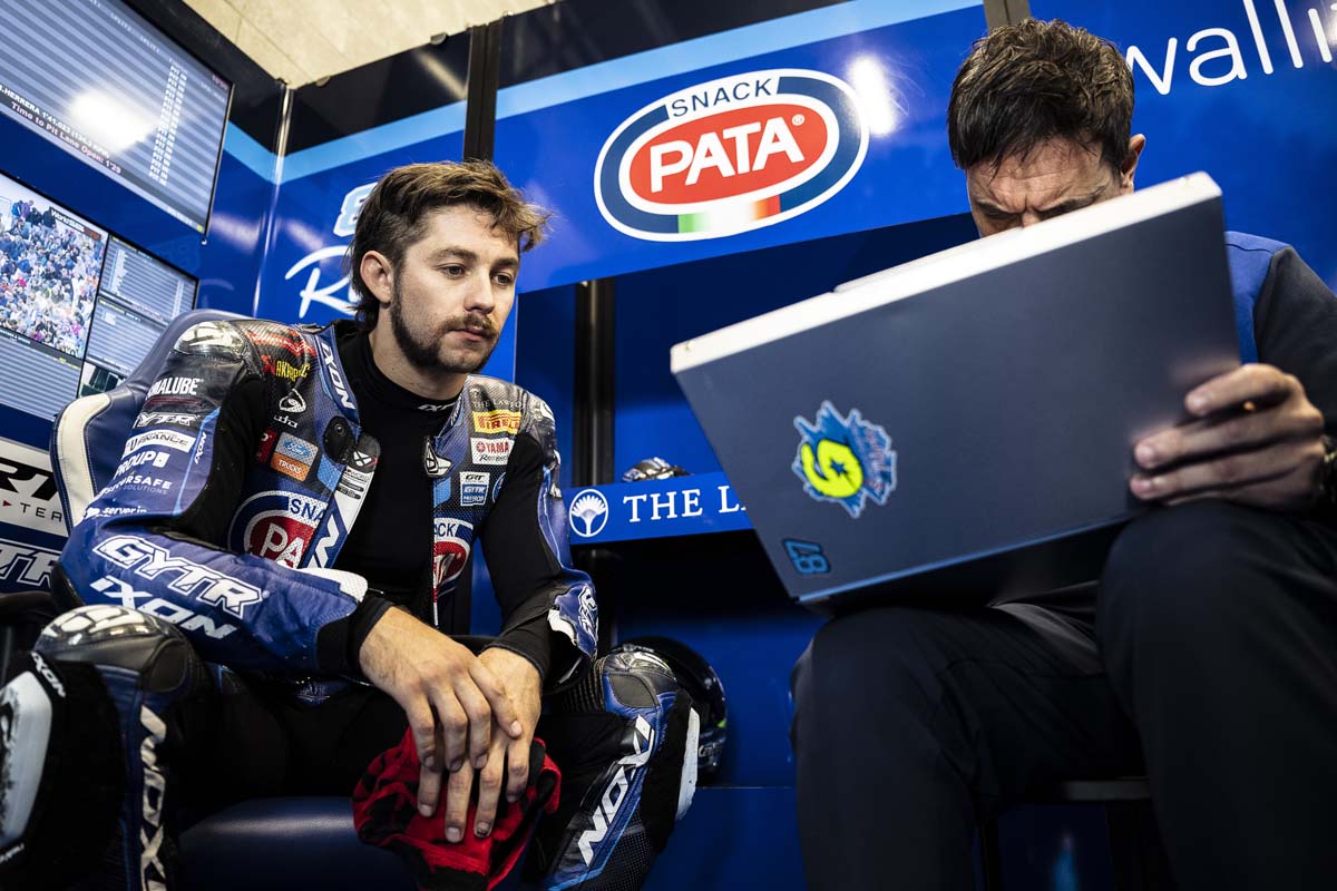 GARDNER RE-SIGNS WITH GYTR GRT YAMAHA FOR 2025 - JUST BIKES